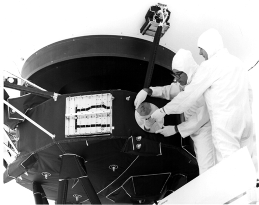 Voyager. The Grand Tour — Spacecraft. Golden record